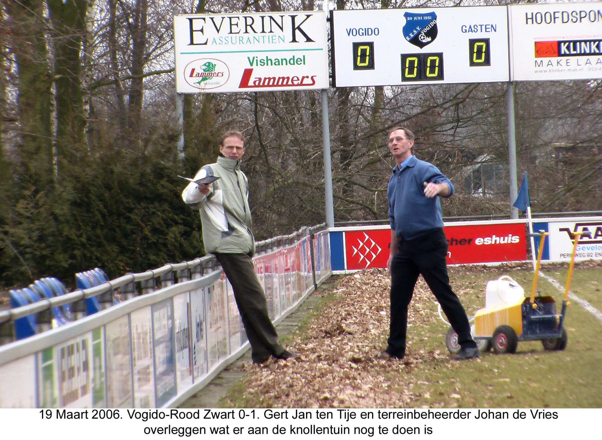In Memoriam: Johan de Vries | Vogido