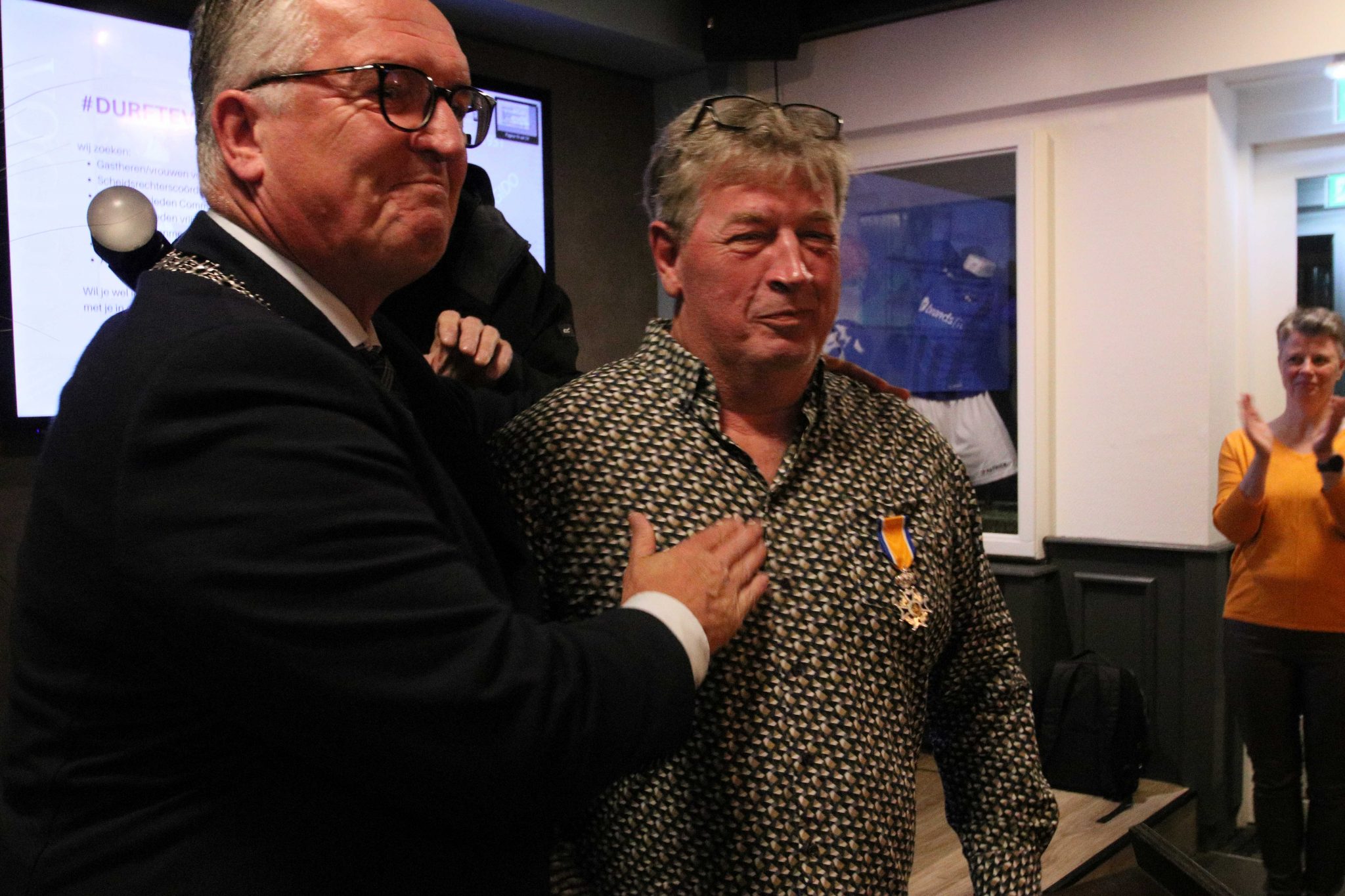 Koninklijke onderscheiding voor voorzitter Theo Busch | Vogido